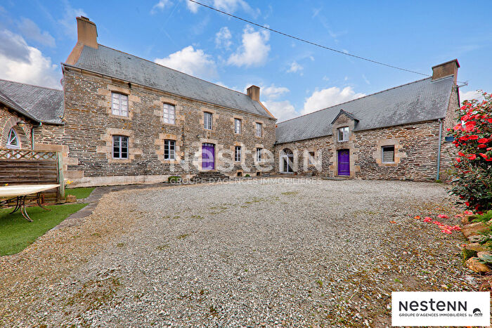 Saint-Thélo - Maison 20 pièces à vendre