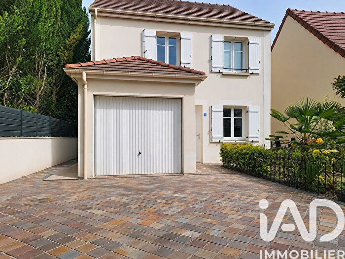 Maison 5 pièces à Chanteloup-les-Vignes, à vendre