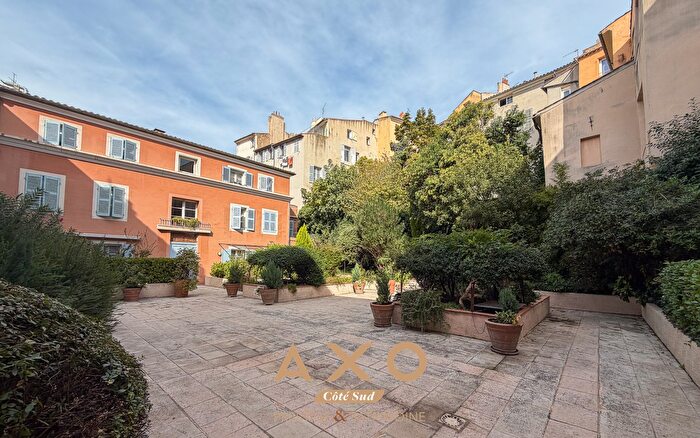 Appartement 6 pièces à Aix-en-Provence, Centre-ville, à vendre