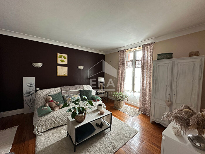 Maison à vendre - Vatan - 5 pièces - 3 chambres