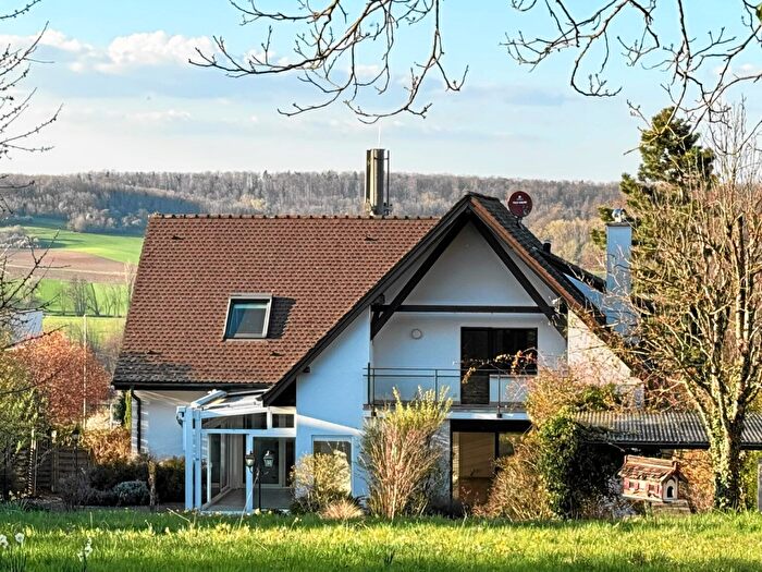 Maison à vendre - Leymen - 6 pièces - 4 chambres