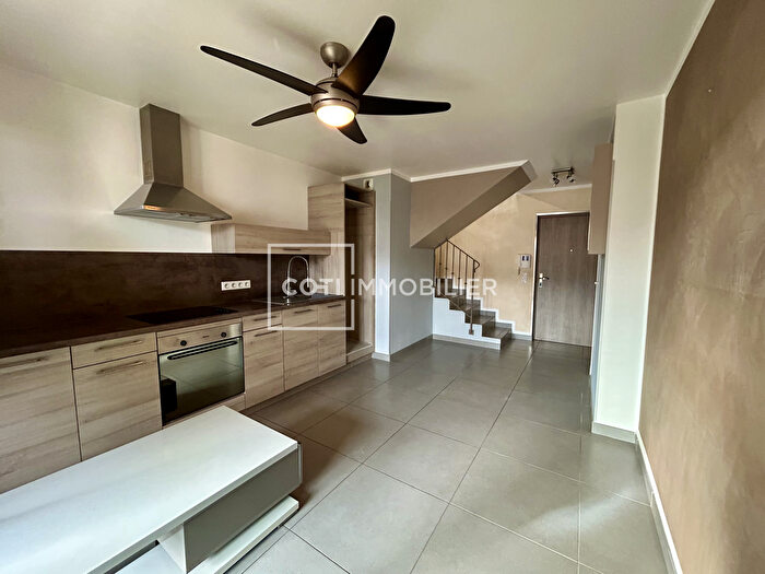 Appartement à louer - Propriano - 2 pièces - 1 chambre