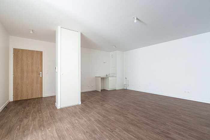 Appartement à louer - Quetigny - 2 pièces - 1 chambre