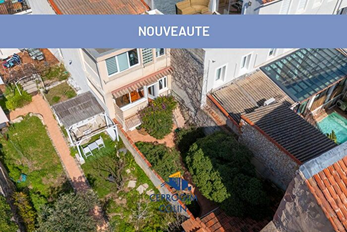 Maison à vendre - Marseille e  - 5 pièces - 3 chambres