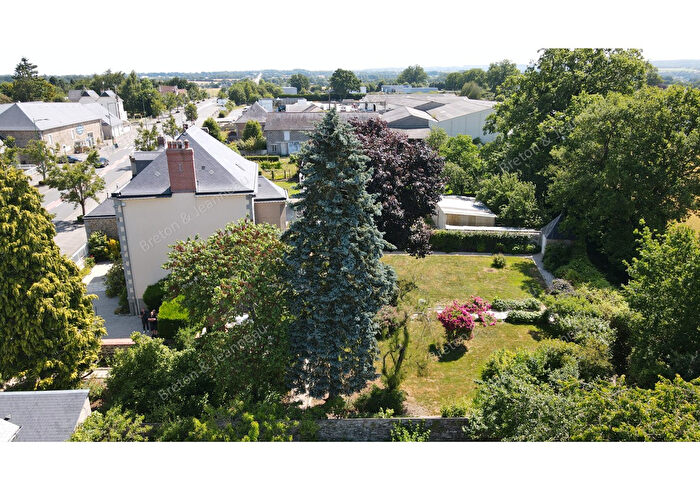 Maison à vendre - Javron-les-Chapelles - 10 pièces - 5 chambres