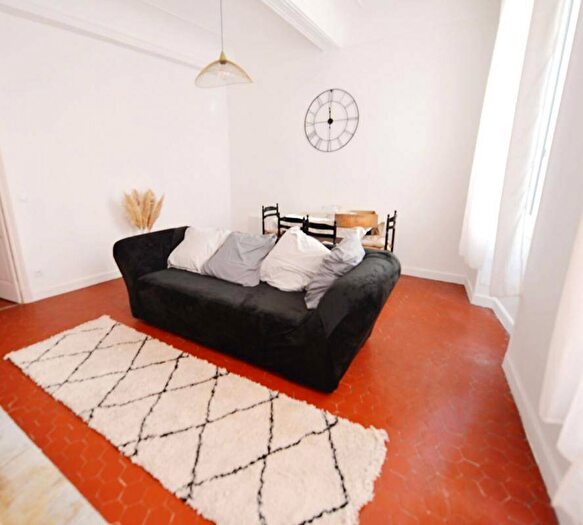 Appartement à louer - Secteur Sauvegarde, Grasse - 3 pièces - 2 chambres