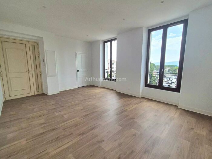 Appartement à louer - Centre, Le Luc - 3 pièces - 2 chambres