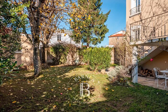 Maison à vendre - Oullins, Centre-ville - 7 pièces - 5 chambres