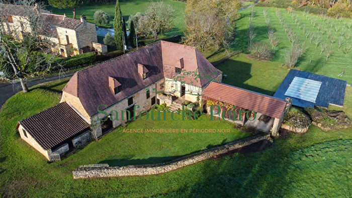 Maison à vendre - Castelnaud-la-Chapelle - 7 pièces - 6 chambres