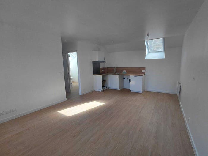Ouest, Mouy : Appartement 2 pièces à louer
