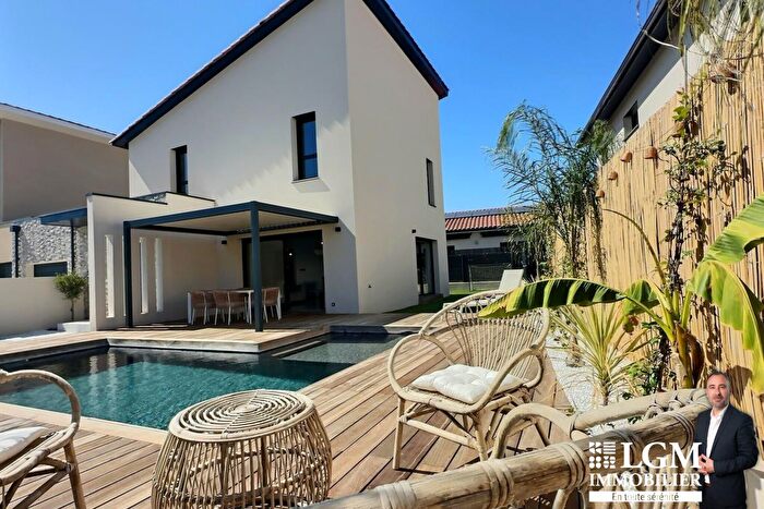 Maison à vendre - Saint-Brès - 5 pièces - 4 chambres