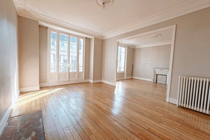 Appartement à louer - Adamville, Saint-Maur-des-Fossés - 6 pièces - 4 chambres