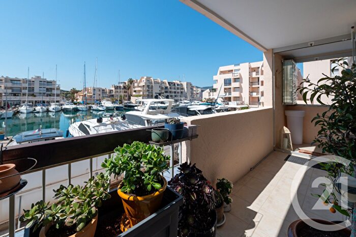 Appartement 3 pièces à vendre à Bormes-les-Mimosas, La Favière, Le Gau, Cap-Bénet, Cabasson, Plages