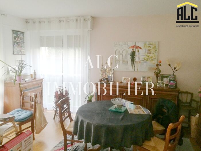 Appartement à vendre - Alençon, Croix Mercier, Châtelet, Nord Lancrel - 4 pièces - 3 chambres