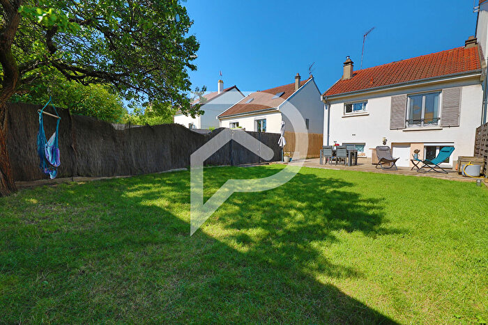 Maison à vendre - Chatou, Ouest - 6 pièces - 3 chambres