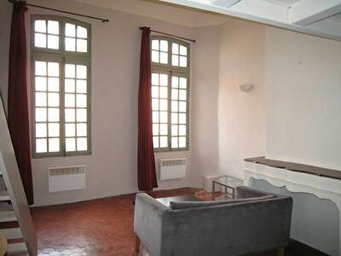 Appartement à louer - Centre Ville, Aix-en-Provence - 1 pièce