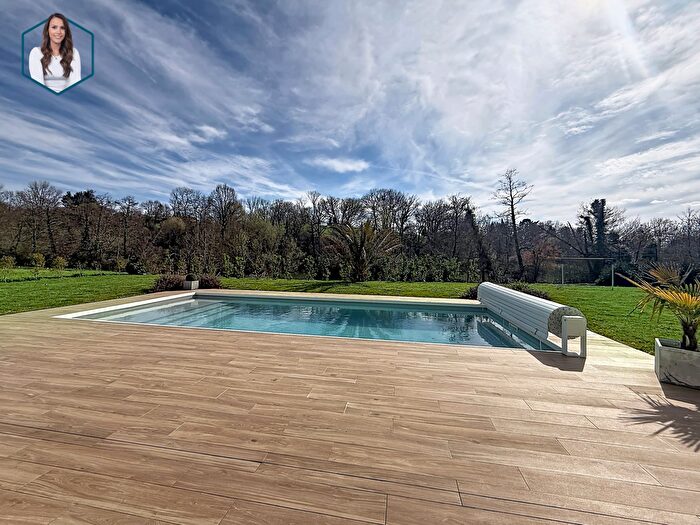 Maison à vendre - Serres-Castet - 5 pièces - 4 chambres