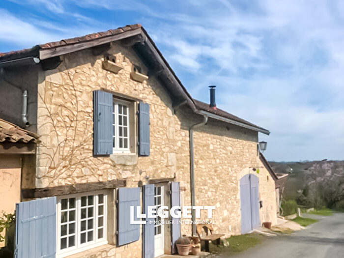 Maison à vendre - Saussignac - 9 pièces - 3 chambres