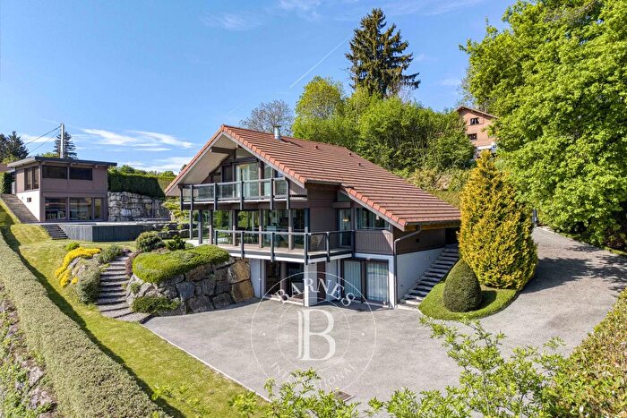 Etaux : Maison 10 pièces à vendre