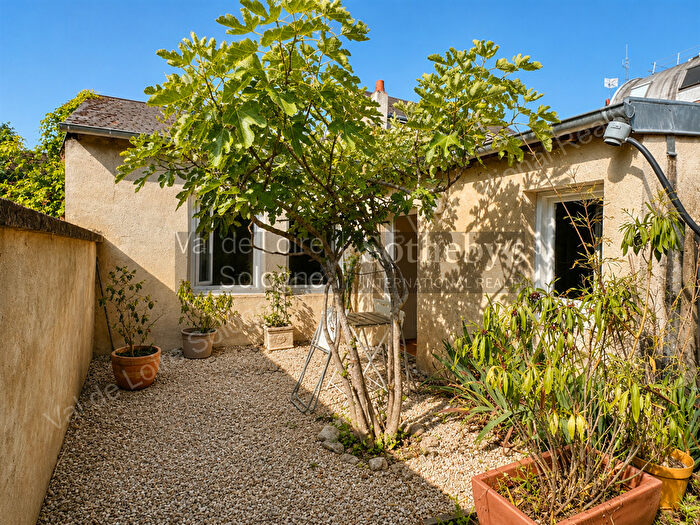 Maison 6 pièces à Orléans, Faubourg Saint-Jean, à vendre