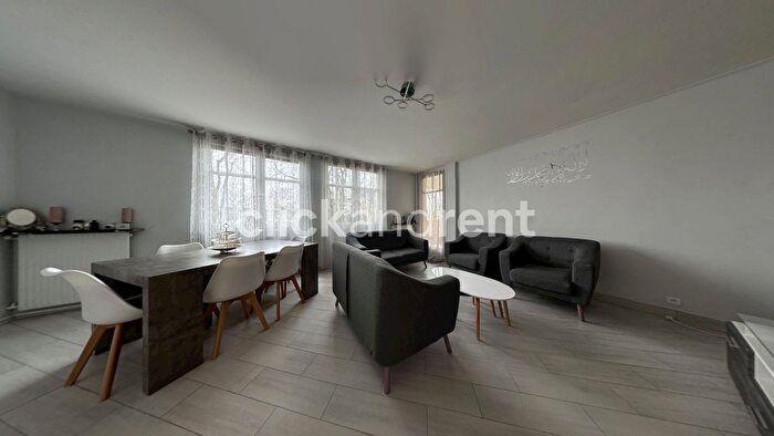 Appartement à louer - Évry, Les Epinettes - 4 pièces - 3 chambres