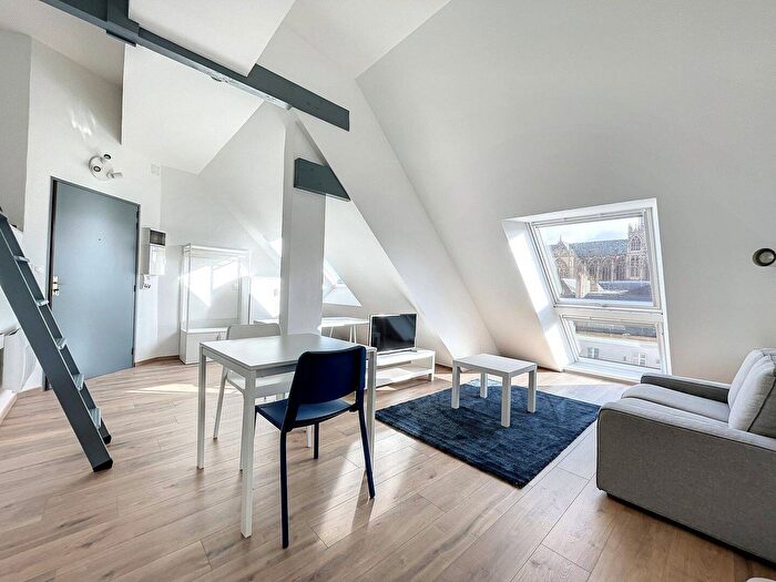 Appartement 1 pièce à Les îles, Metz, à louer