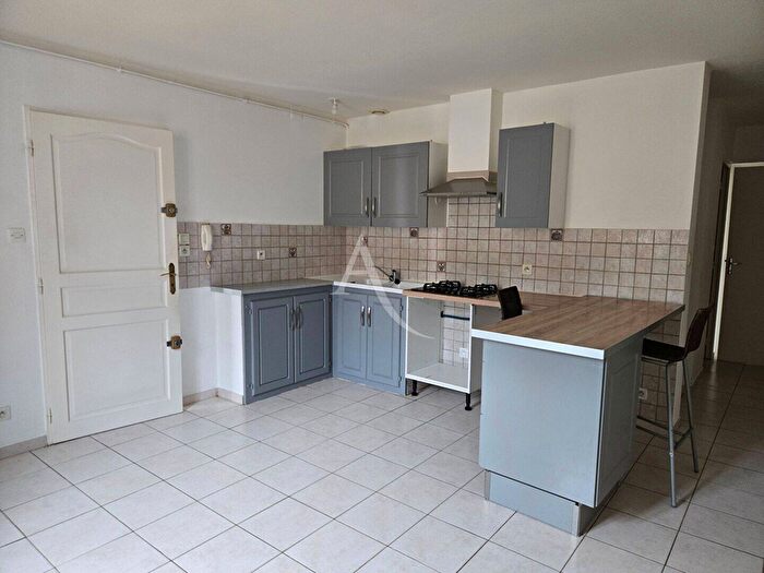 Centre Ville, Carmaux - Appartement 2 pièces à louer