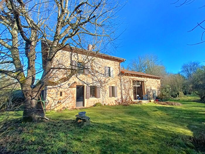 Maison à vendre - Saint-Denis-de-Cabanne - 6 pièces - 3 chambres