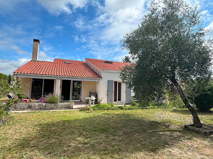 Maison à vendre - Saujon - 7 pièces - 4 chambres