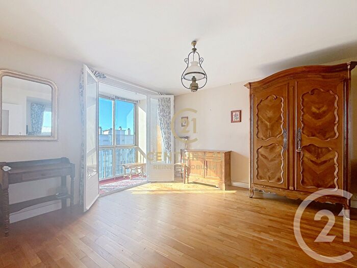 Quartiers Sud-Ouest, Sainte-Thérèse : Appartement 4 pièces à vendre