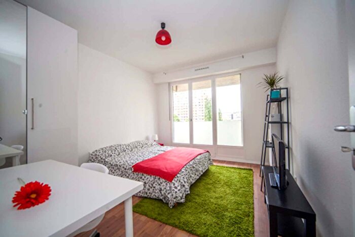 Appartement à louer - Esplanade Nord Est, Strasbourg - 1 pièce