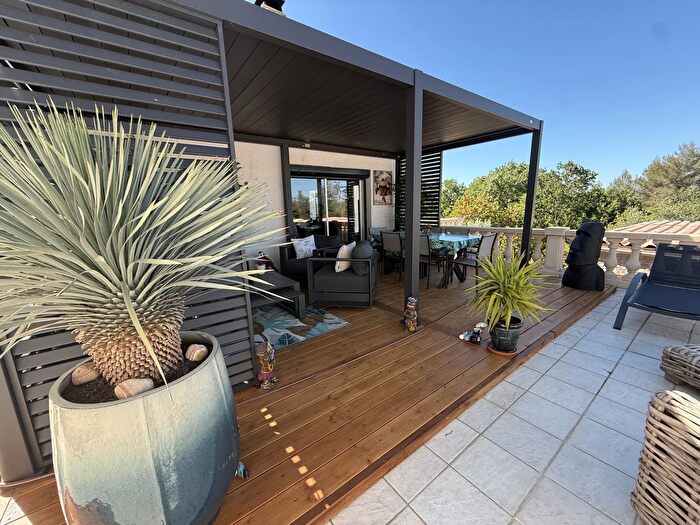 Maison 4 pièces à vendre à Tourves