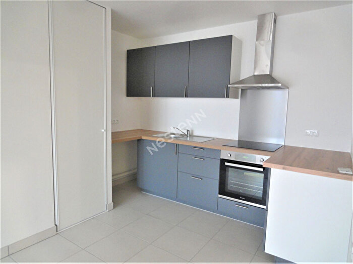 Appartement 3 pièces à louer à Reims, Barbâtre