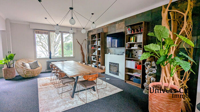 Maison à vendre - Saint-Sébastien-sur-Loire, Ouest - 11 pièces