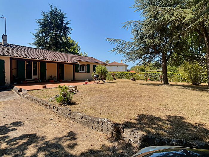Maison 4 pièces à vendre - Saint-Étienne-de-Tulmont