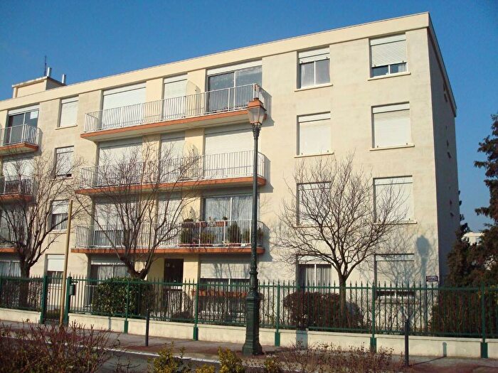 Appartement à louer - Stade, Les Pavillons-sous-Bois - 1 pièce