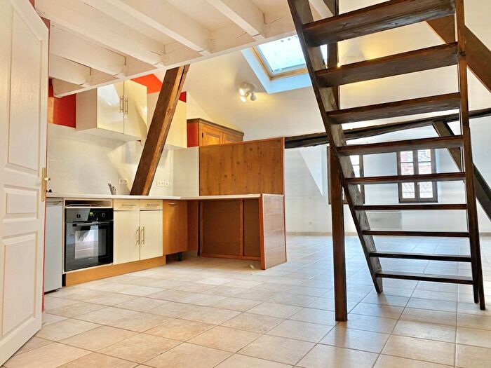 Appartement à louer - Centre-Hôtel de Ville, Limoges - 2 pièces - 1 chambre