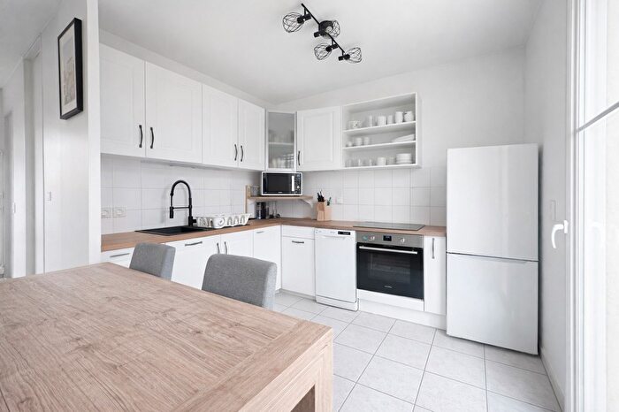 Maison à vendre - Luynes - 3 pièces - 2 chambres