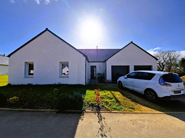 Maison à vendre - Mahalon - 6 pièces - 4 chambres