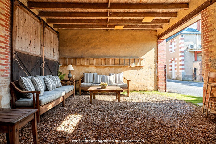 Maison à vendre - Sonzay - 15 pièces - 13 chambres