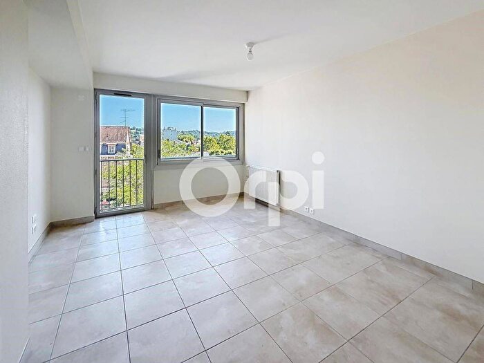 Appartement 3 pièces à Arsonval, Brive-la-Gaillarde, à louer