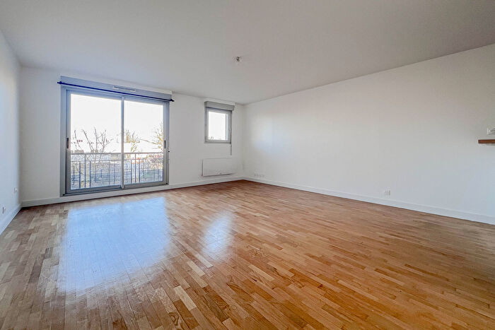 Appartement à louer - Les Clayes-sous-Bois, Centre-ville - 2 pièces - 1 chambre