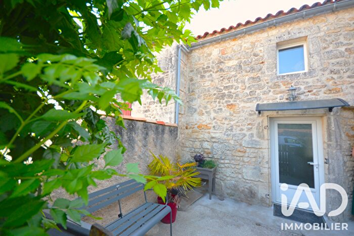 Maison 5 pièces à vendre à Pisany