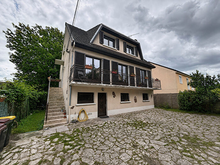 Maison 6 pièces à Montfermeil, Coudreaux, à vendre
