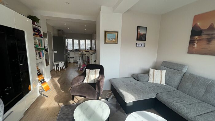 Appartement à vendre - Poissy - 2 pièces - 1 chambre