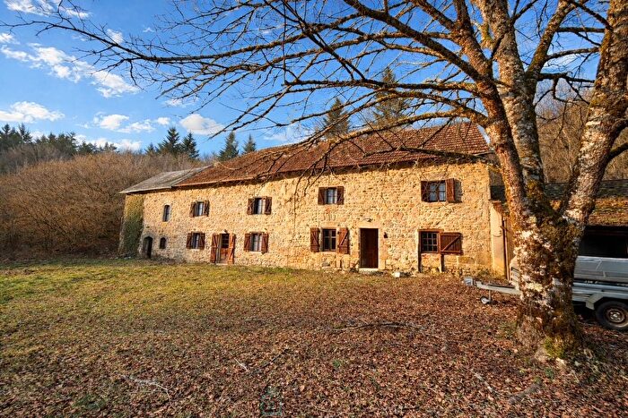 Maison à vendre - Léglise-aux-Bois - 6 pièces - 4 chambres
