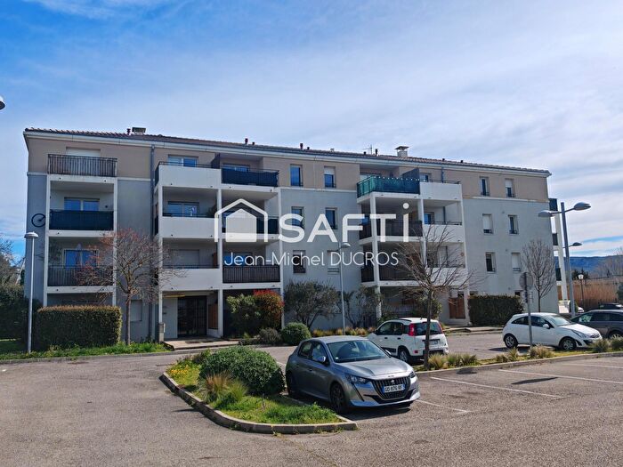 Appartement à vendre - Cavaillon, Basses Ferrailles, Jas, Hautes Ferrailles - 1 pièce