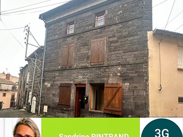 Maison à vendre - Volvic - 5 pièces - 3 chambres