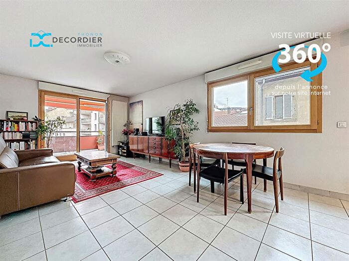Appartement à vendre - Thonon-les-Bains, Est - 3 pièces - 2 chambres