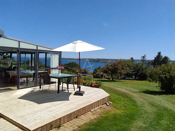 Maison à vendre - Roscanvel - 7 pièces - 4 chambres